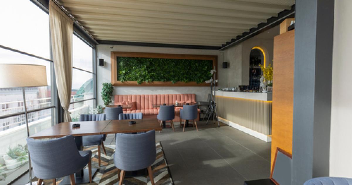 What to Look for in a Restaurant Rug | Sisal Rugs Direct